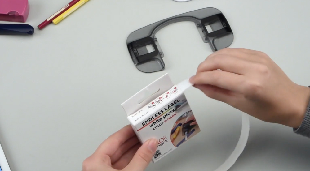 Create "endless" labels with the COLOP e-mark handheld printer | JPPlus